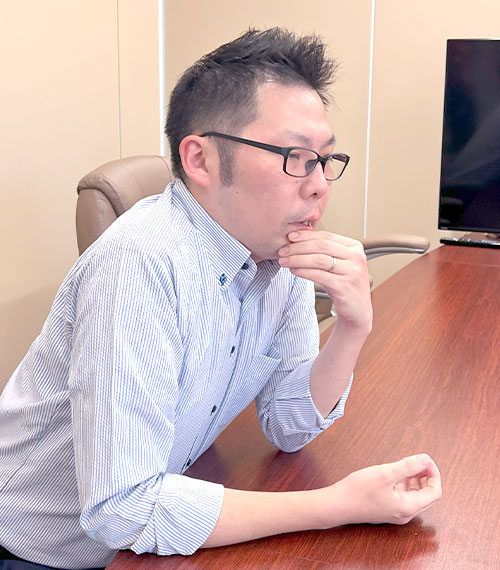 社員を知る【Y.Yさん】｜採用サイト RECRUIT SITE｜SNS株式会社